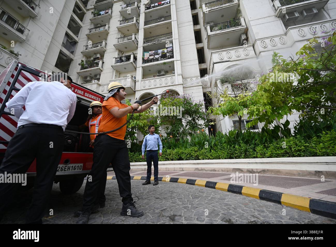 NEW DELHI, INDIA - MAY 7: District administration along with Delhi Fire ...