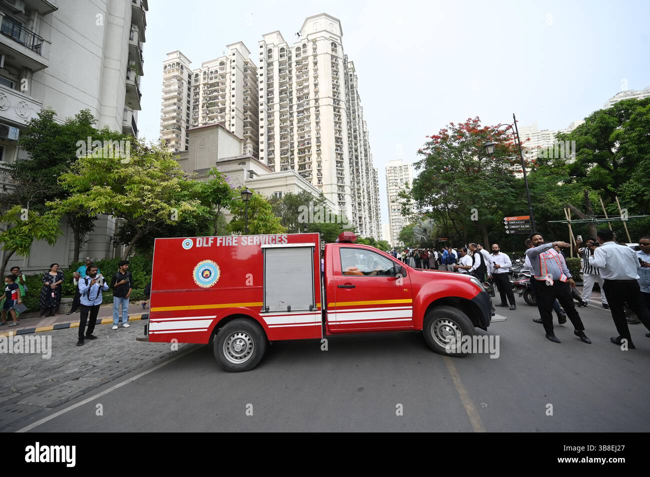 NEW DELHI, INDIA - MAY 7: District administration along with Delhi Fire ...