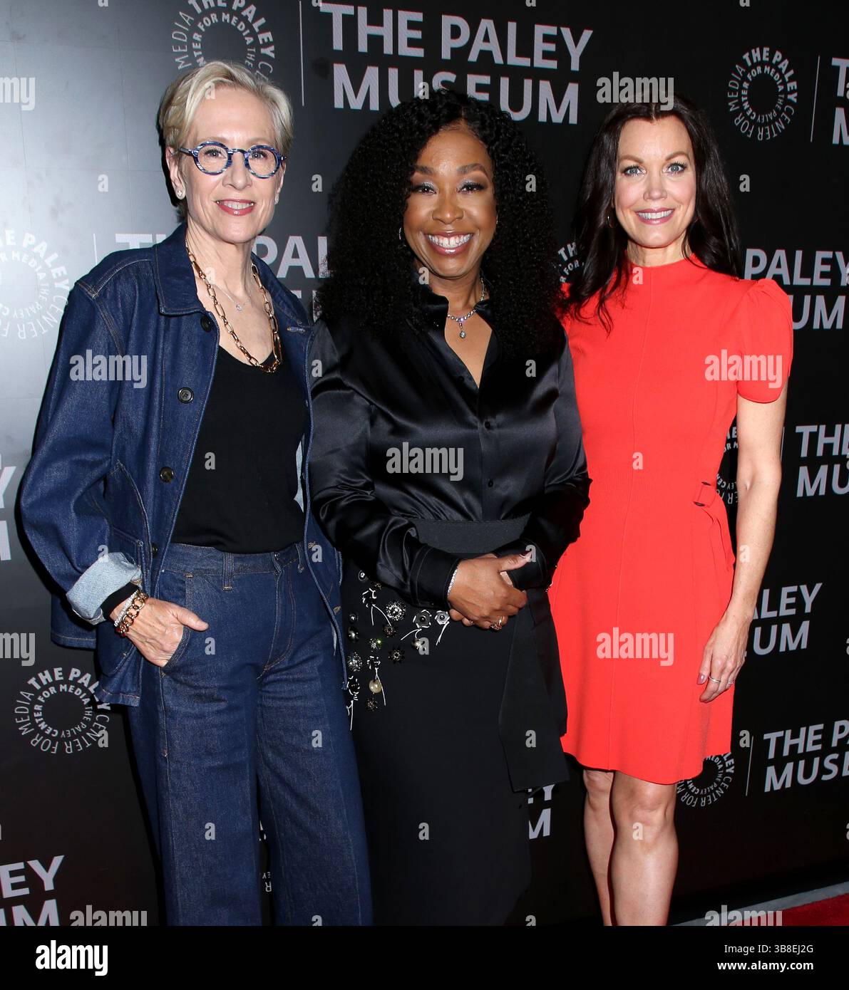 New York City, USA. 07th May, 2025. Betsy Beers, Shonda Rhimes and ...