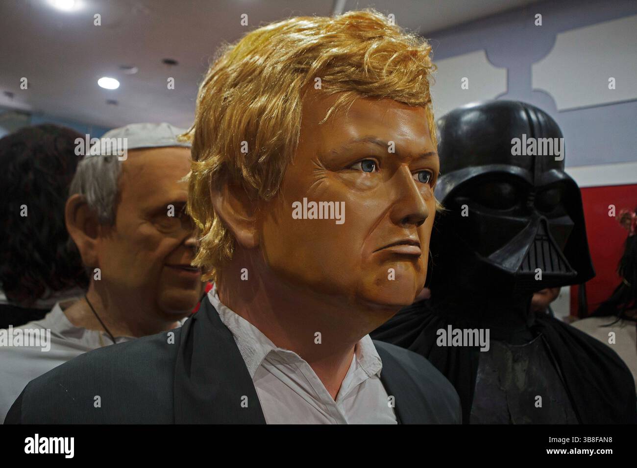 October 10, 2016, Recife, Pernambuco, Brazil: Giant figures depicting ...