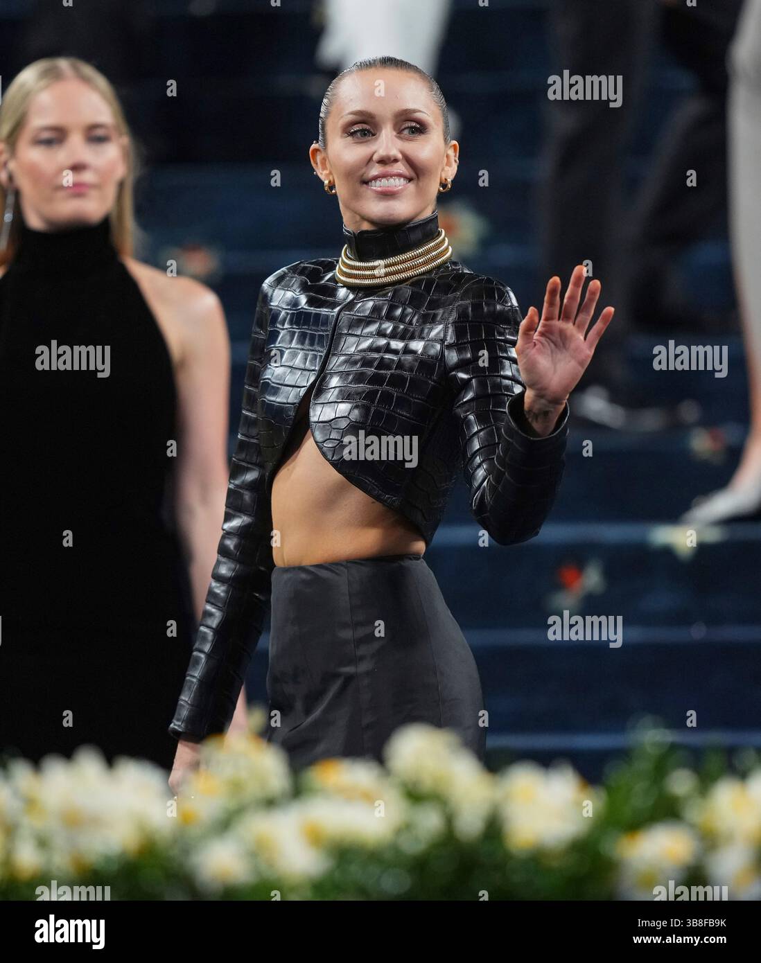 Photo by: XNY/STAR MAX/IPx 2025 5/5/25 Miley Cyrus at the 2025 Costume ...