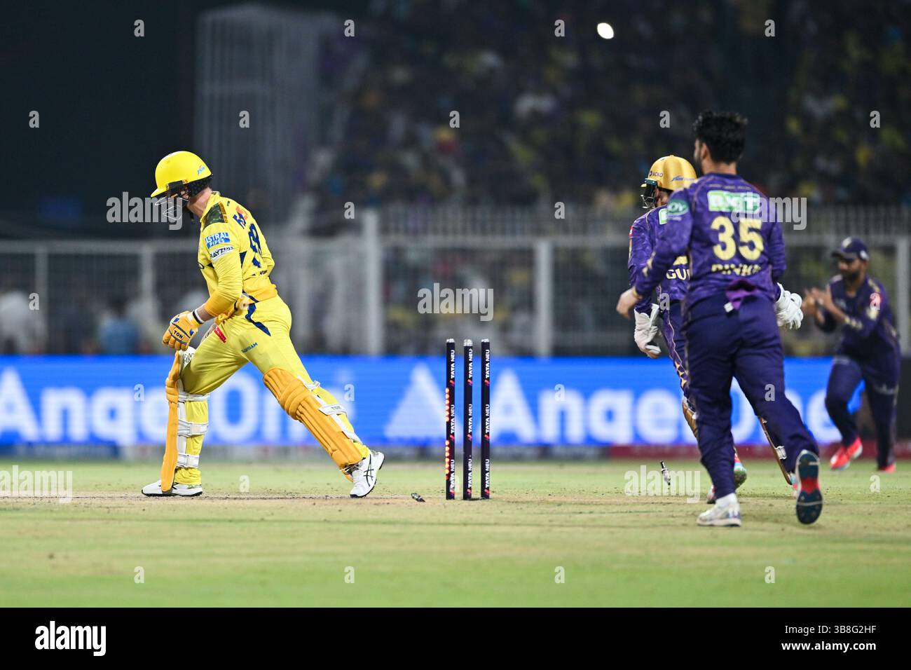Kolkata, India. 07th May, 2025. Devon Conway of Chennai Super Kings bowled out by Moeen Ali of ...
