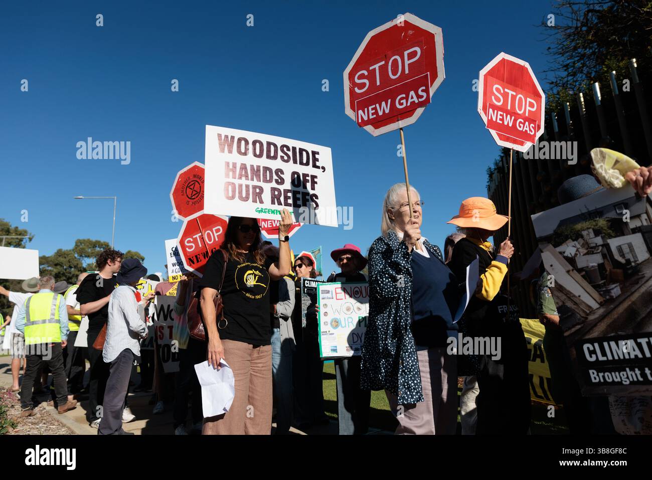 Perth, Australia. 08th May, 2025. Protesters are seen outside the ...