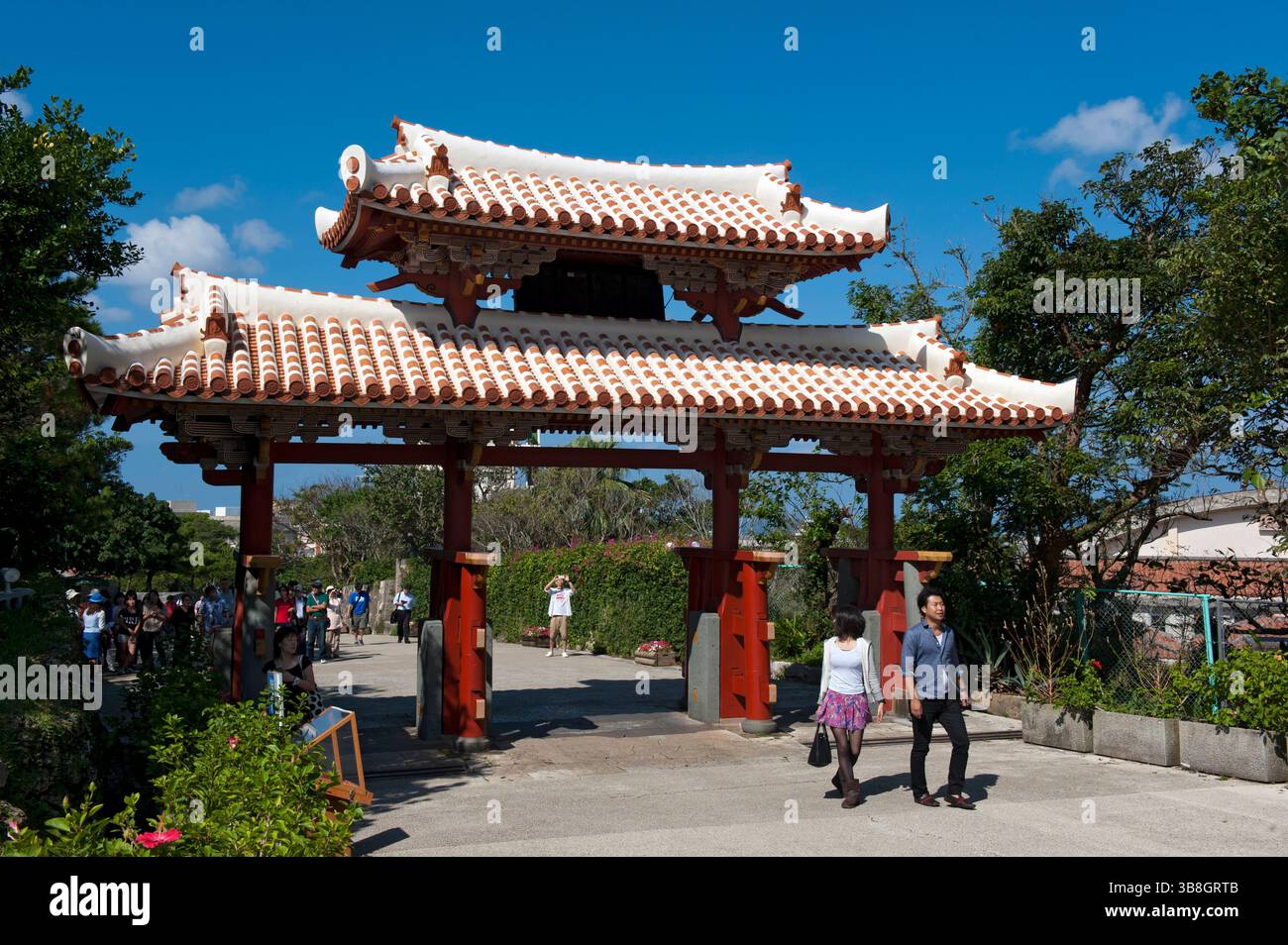 Shureimon Gate (aka: Shurimon or Shurijo Gate) in the main gate of ...