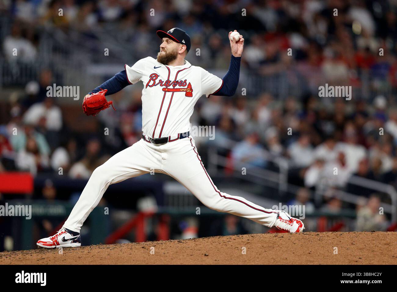 ATLANTA, GA - MAY 07: Atlanta Braves relief pitcher Dylan Lee #52 ...