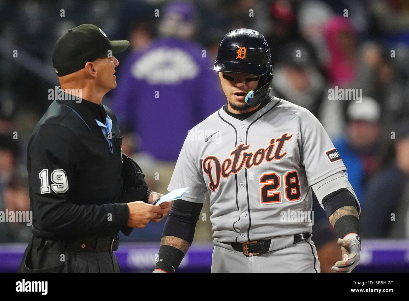 Detroit Tigers' Javier Báez, right, talks with home plate umpire Vic ...