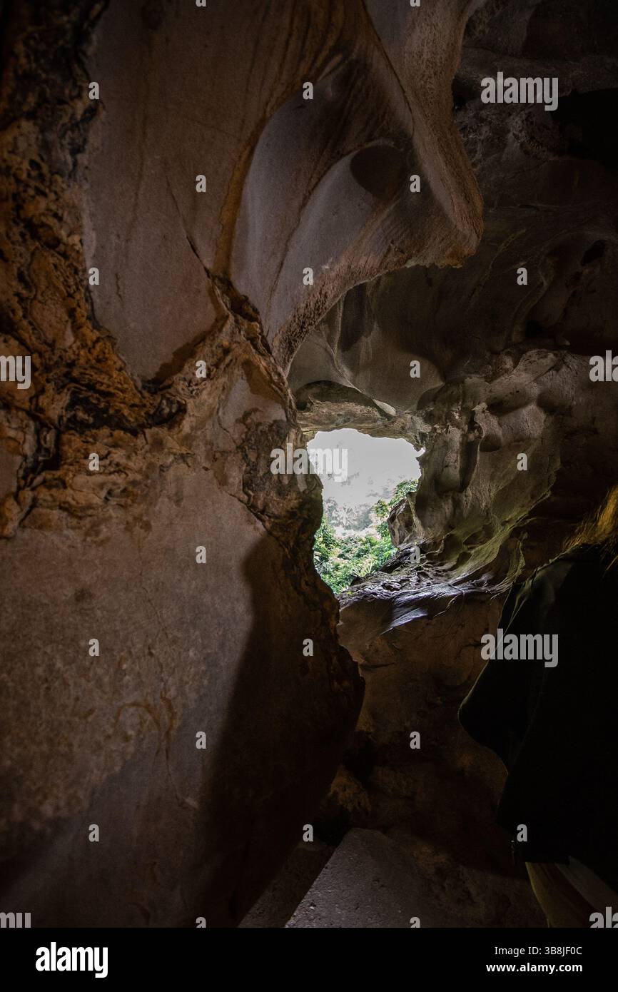 Cave on Cat Ba Island Stock Photo - Alamy
