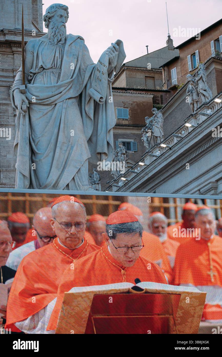 Cardinal Luis Antonio Tagle is sworn to secrecy before the conclave ...