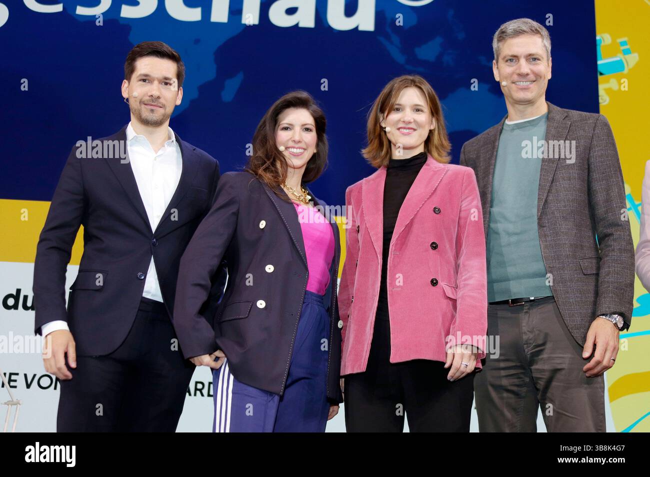 Vassili Golod, Damla Hekimoglu, Sophie von der Tann und Ingo Zamperoni ...