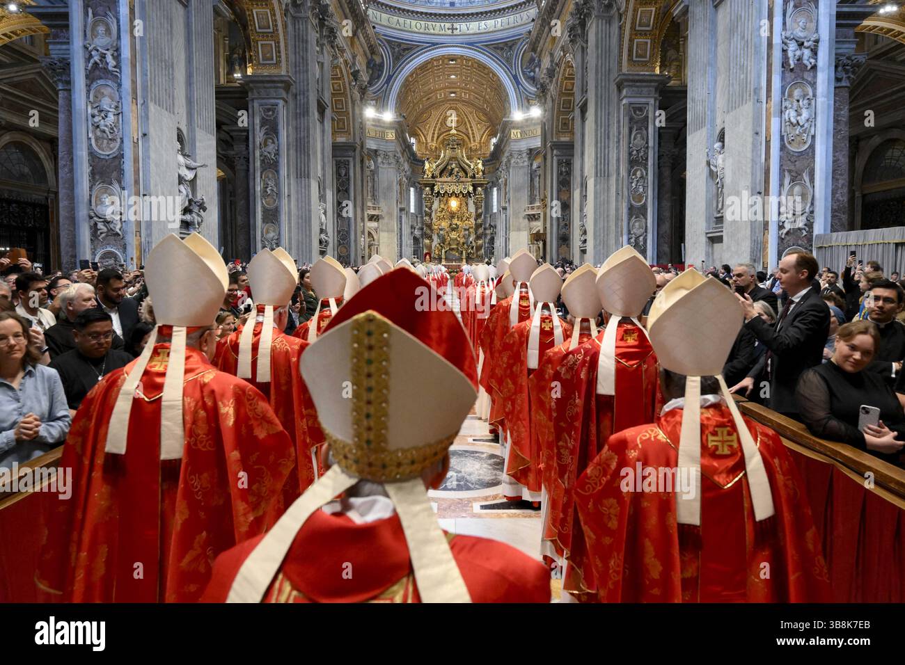 The Mass for the Election of the Roman Pontiff took place with the ...