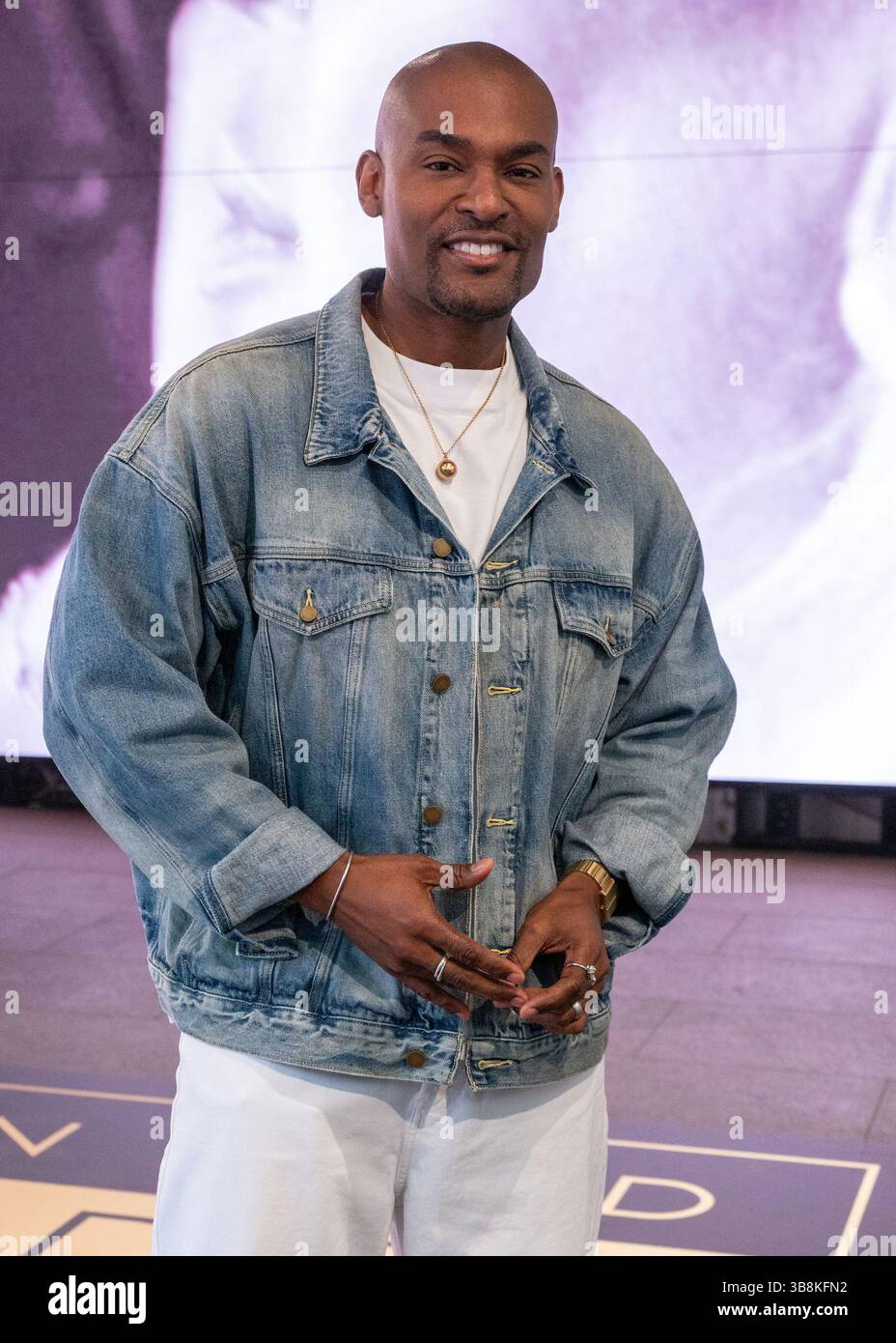 Paul C Brunson attends a photocall for 'I AM... Thiamidol' campaign at ...