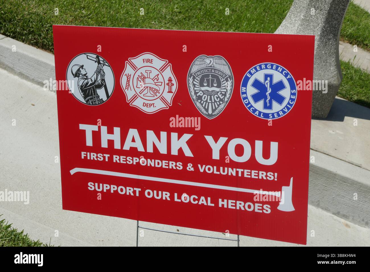 Altadena, California, USA 7th May 2025 Thank You First Responders ...