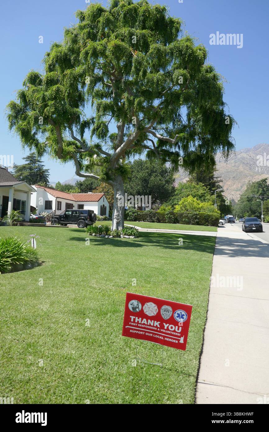 Altadena, California, USA 7th May 2025 Thank You First Responders ...
