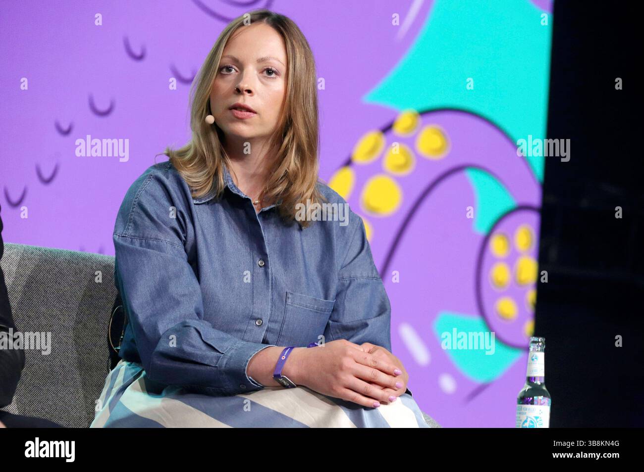 Mathilde Burnecki beim OMR Festival 2025 in den Messehallen. Hamburg ...