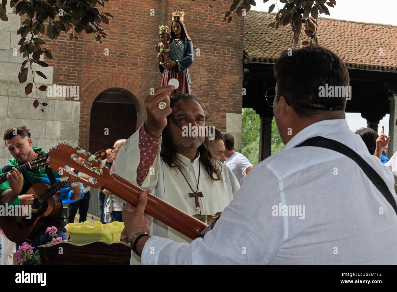 Pavia Madonna Sinti Gypsies celebration procession altar Christian ...