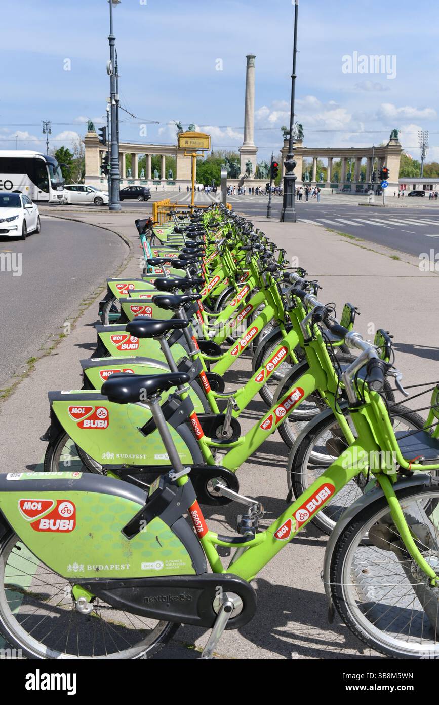 Civic stand hi-res stock photography and images - Alamy