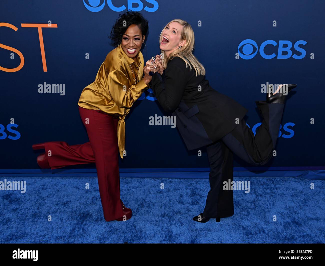 07 May 2025 - Los Angeles, California - Tichina Arnold and Beth Behrs ...