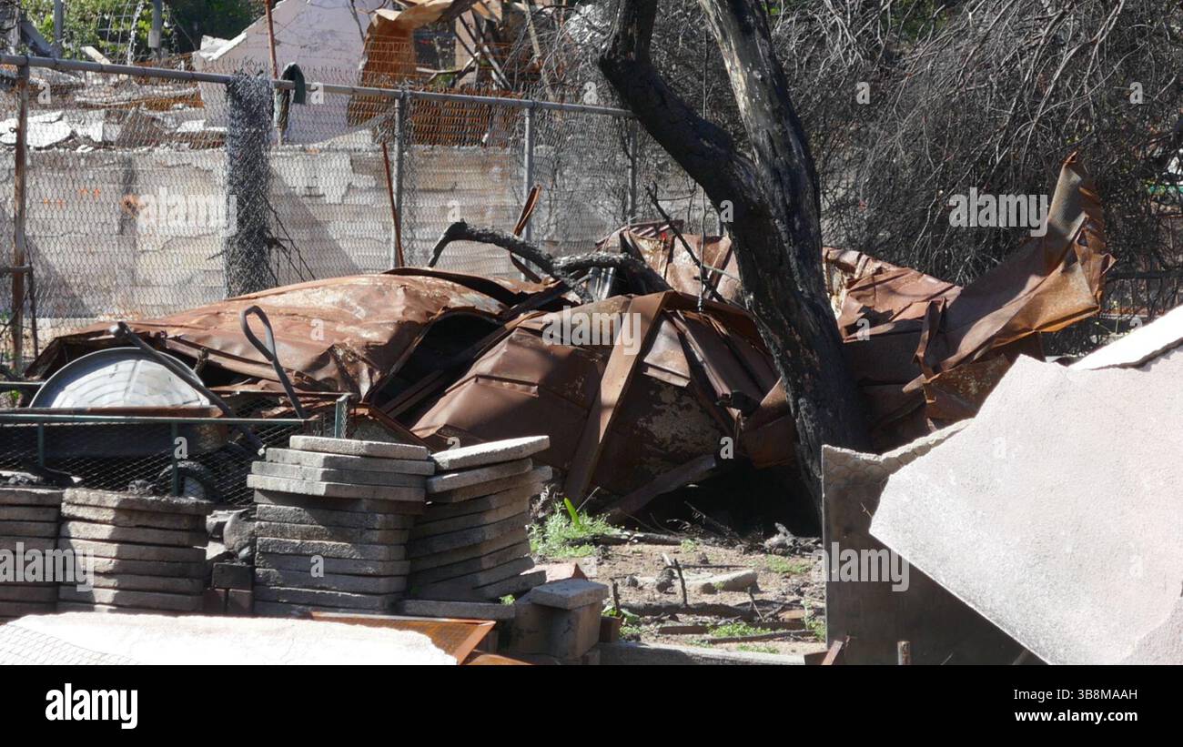 Altadena, California, USA 7th May 2025 Altadena aftermath and cleanup ...
