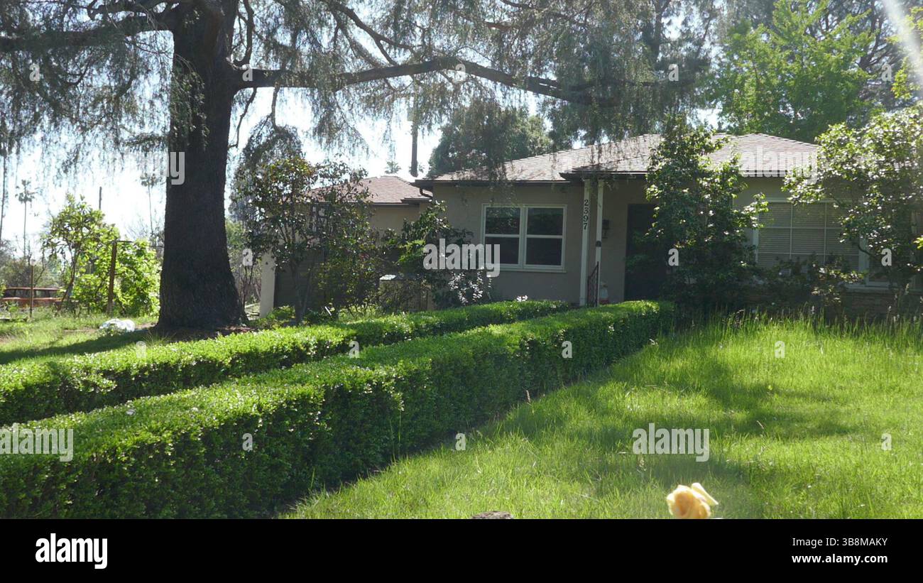 Altadena, California, USA 7th May 2025 Home during Altadena aftermath ...