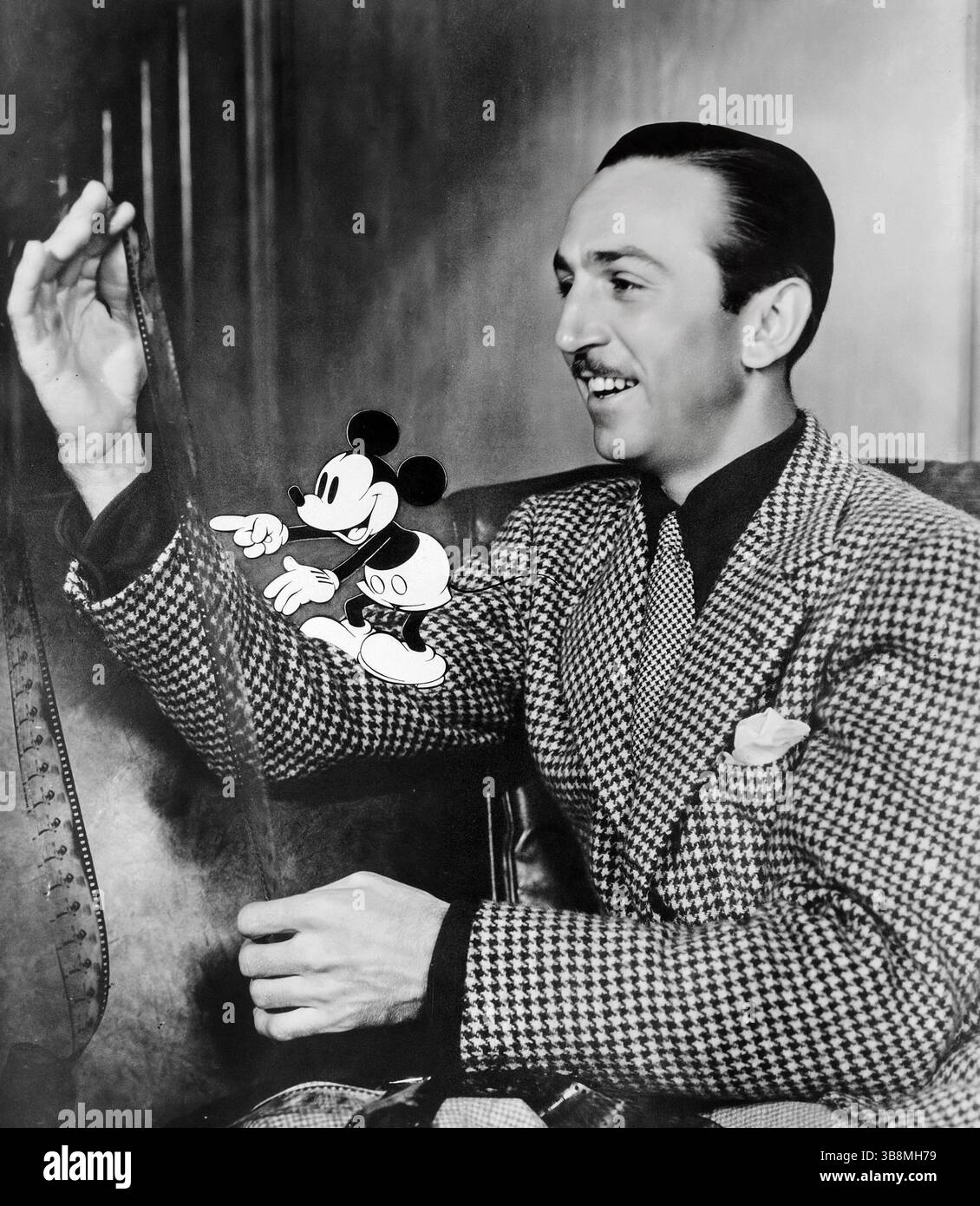 Young walt disney portrait hi-res stock photography and images - Alamy