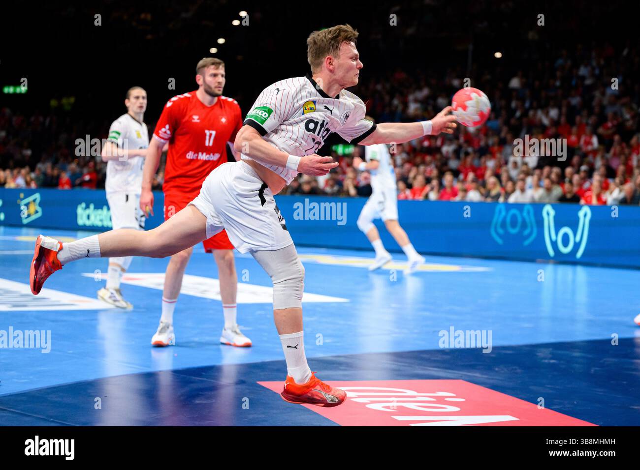 07 May 2025, Switzerland, Zürich: Handball: European Championship ...