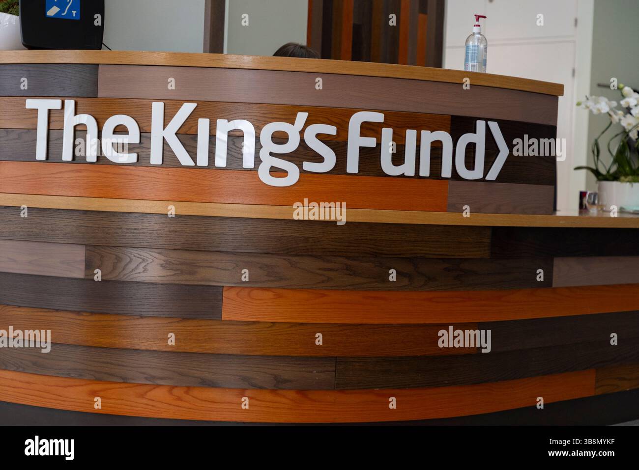 The King’s Fund, London. Reception desk at the entrance Stock Photo - Alamy