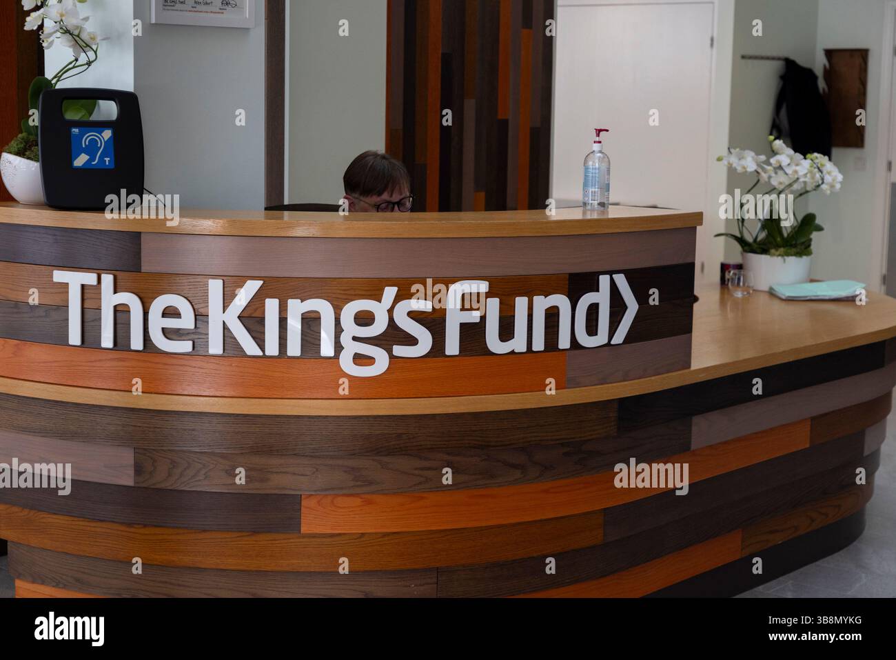 The King’s Fund, London. Reception desk at the entrance Stock Photo - Alamy