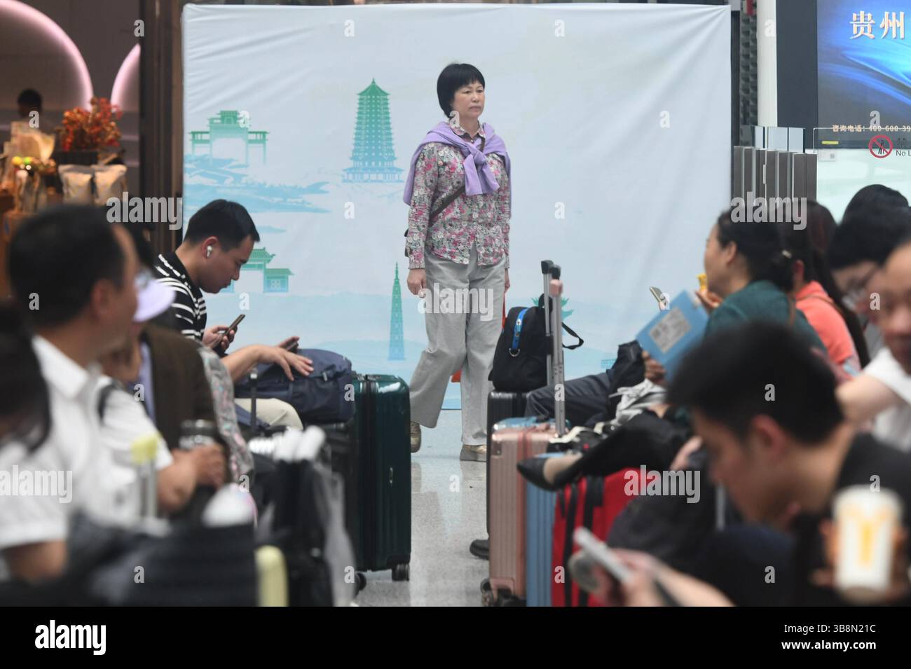 Hangzhoudong railway station embraces returning passengers, Hangzhou ...