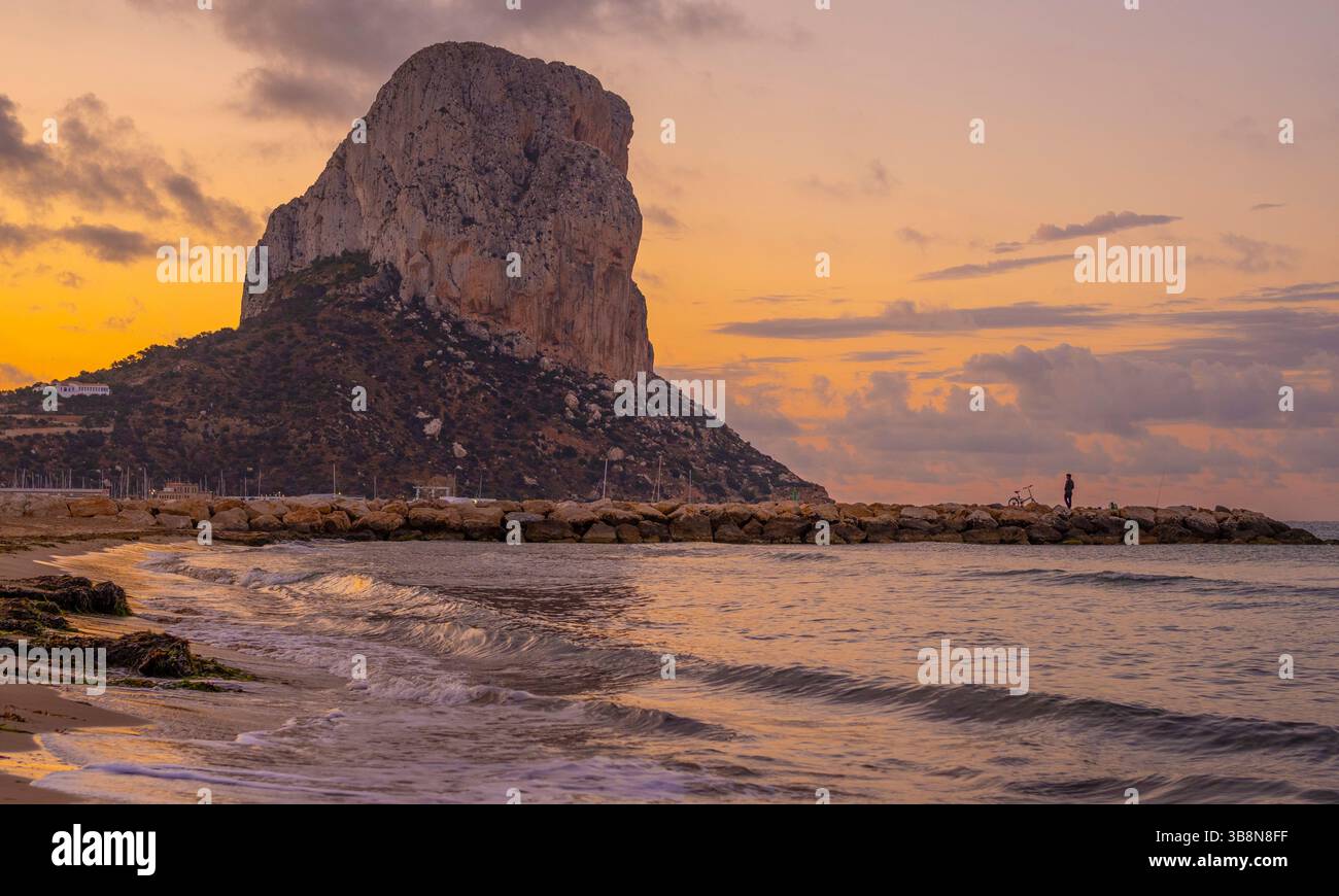 Calp/ Calpe, Spain. 8th May, 2025. España. Views of Calpe/Calp in south ...