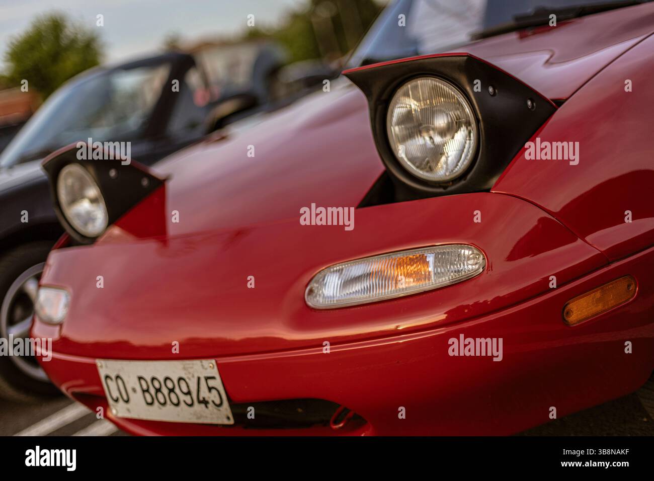 2025 mazda mx 5 red hi-res stock photography and images - Alamy