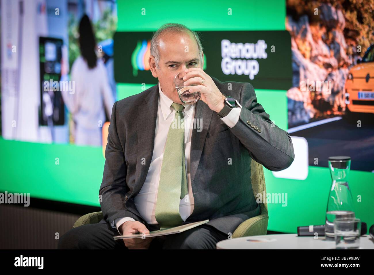 The CEO of Iberdrola Spain, Mario Ruiz-Tagle, during a meeting to ...