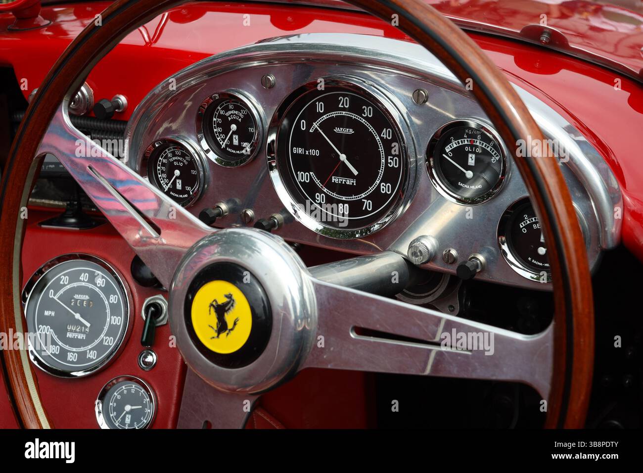 Red ferrari testarossa interior hi-res stock photography and images - Alamy