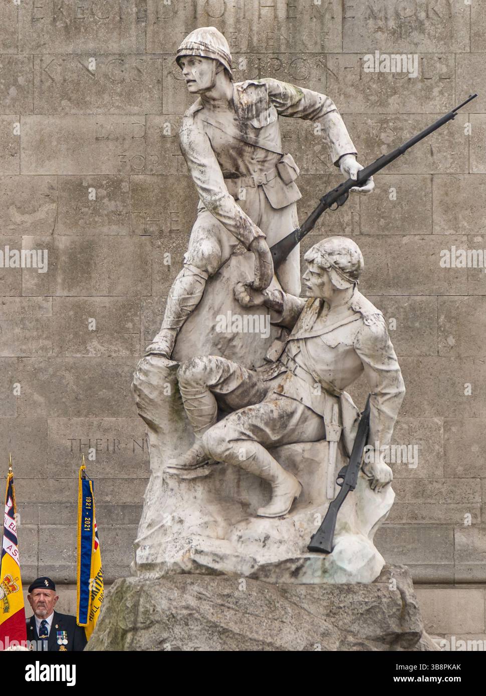 A veterans at the Cenotaph on Paragon Square in Hull, at a memorial ...