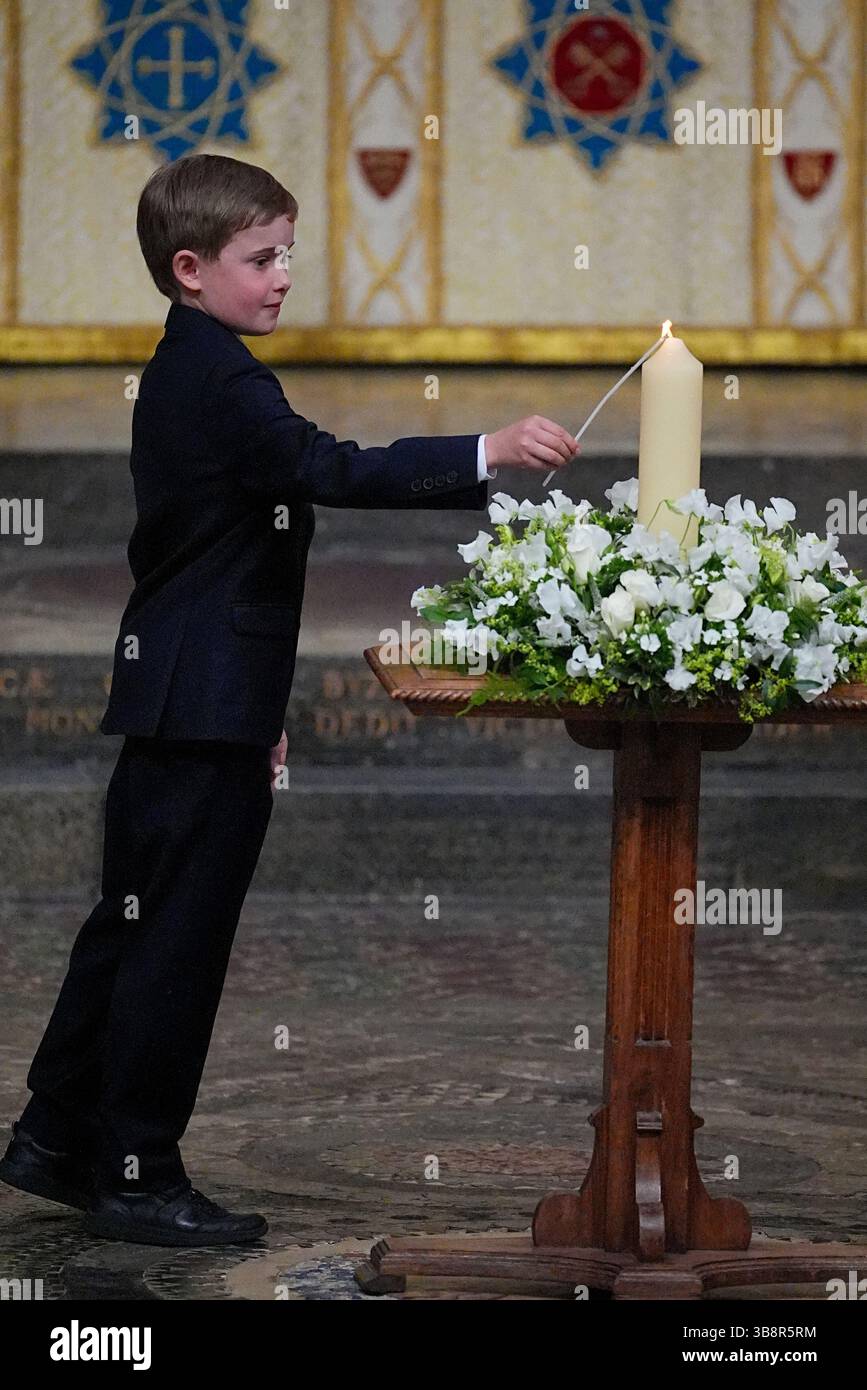 Great-great-grandson of Winston Churchill, Alexander Churchill, 10 ...