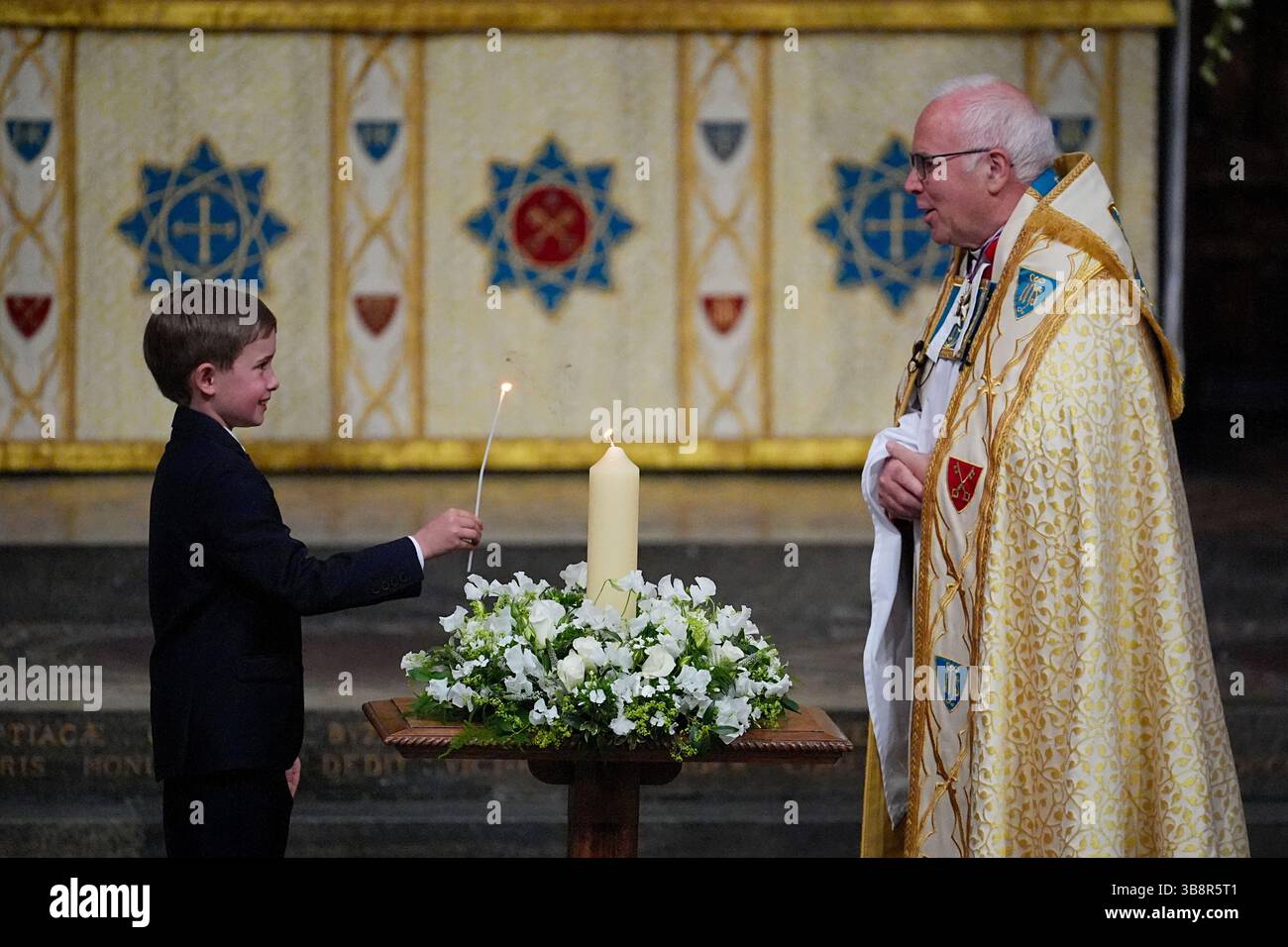 Great-great-grandson of Winston Churchill, Alexander Churchill, 10 ...