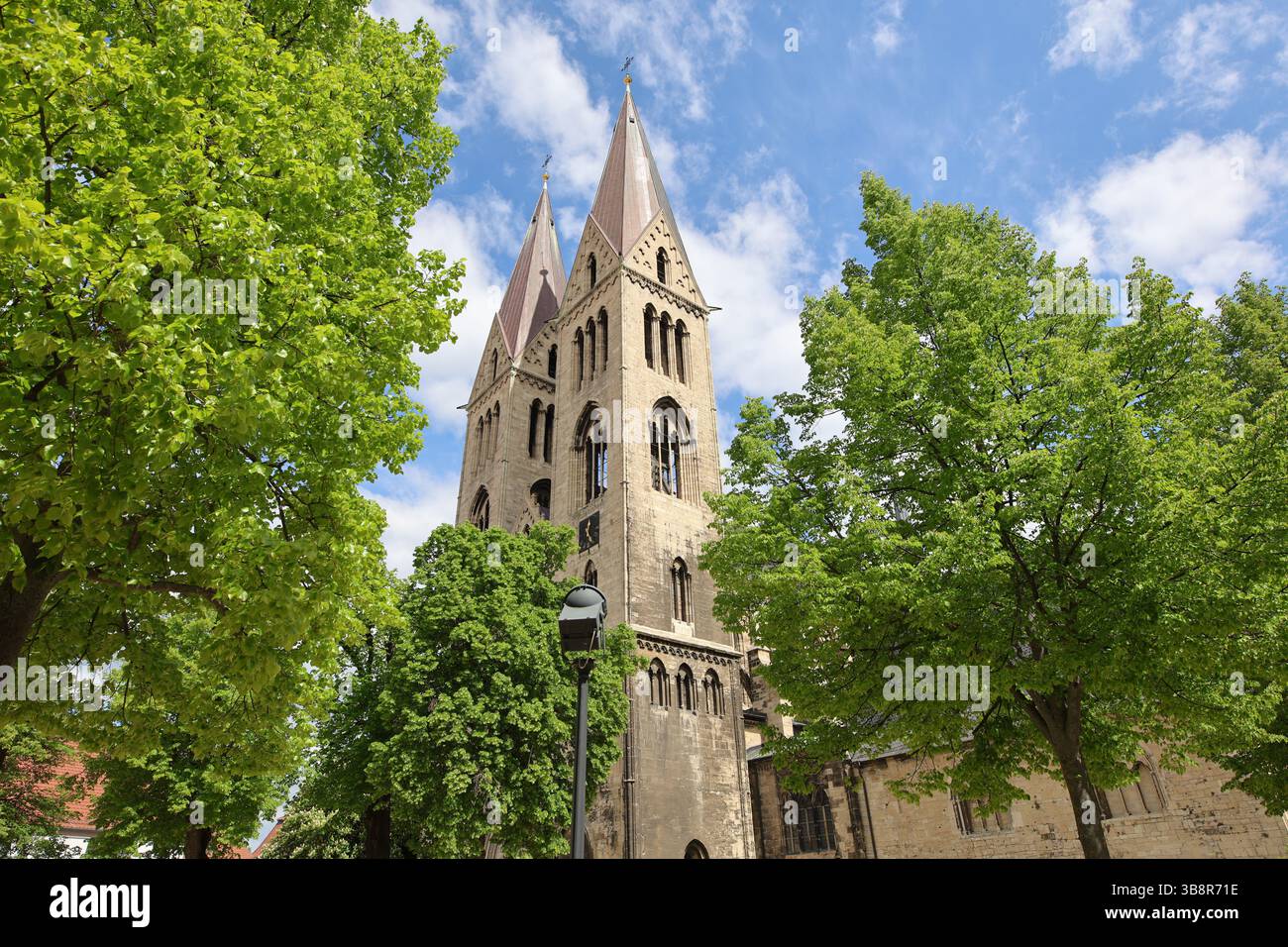 Halberstadt, Germany. 08th May, 2025. View of Halberstadt Cathedral. A ...