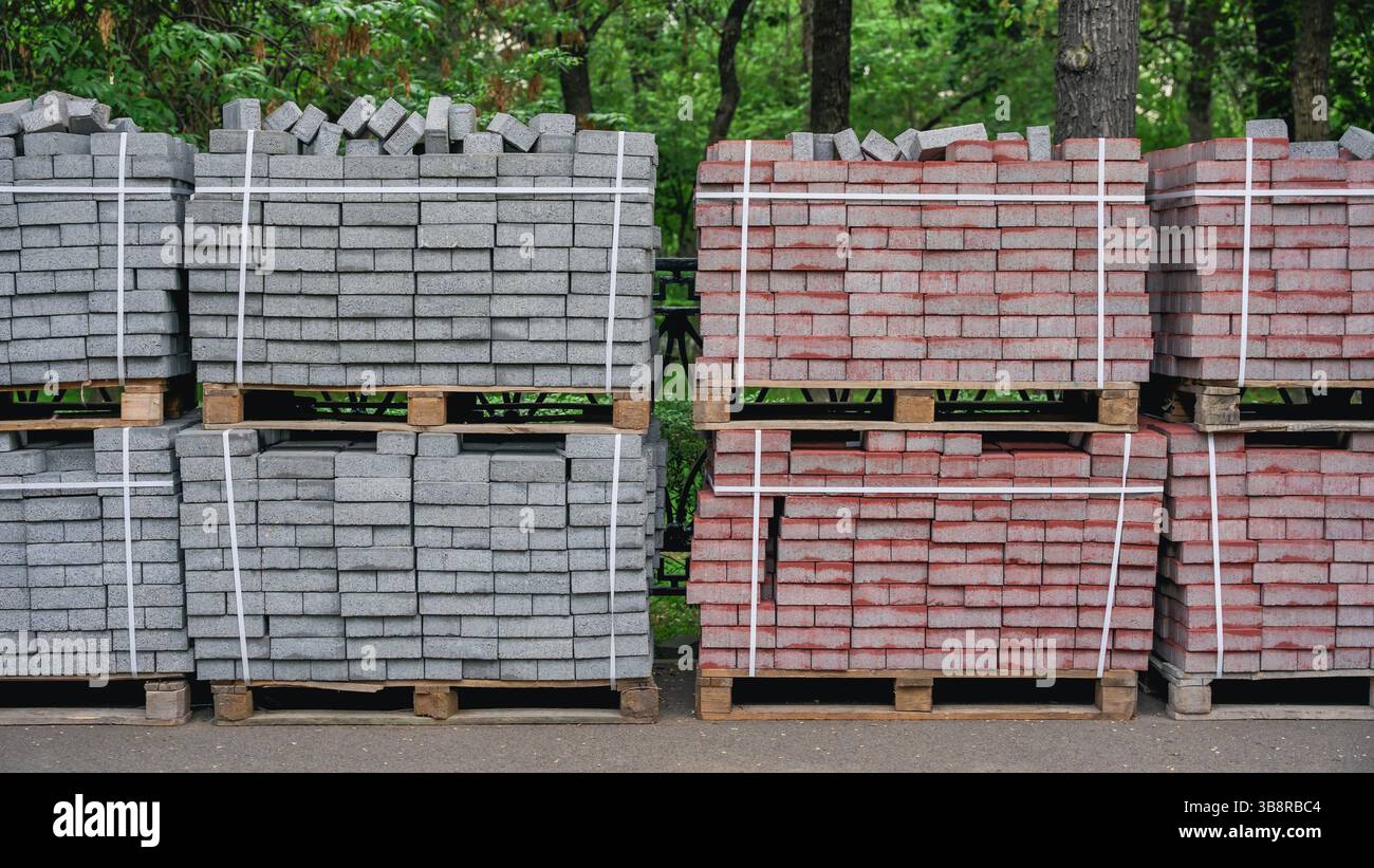 Grey paving stones red hi-res stock photography and images - Alamy