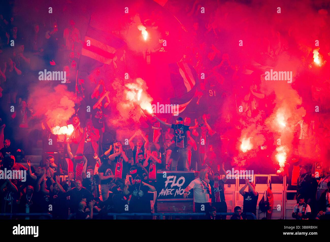 Fans use fireworks, pyrotechnics, smoke after the Paris Saint-Germain v ...