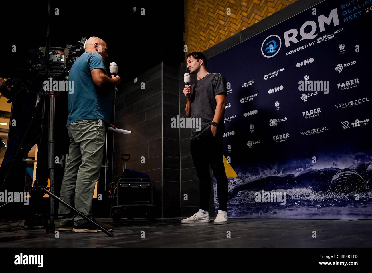 ROTTERDAM, NETHERLANDS - DECEMBER 1: Arno Kamminga of the Netherlands ...