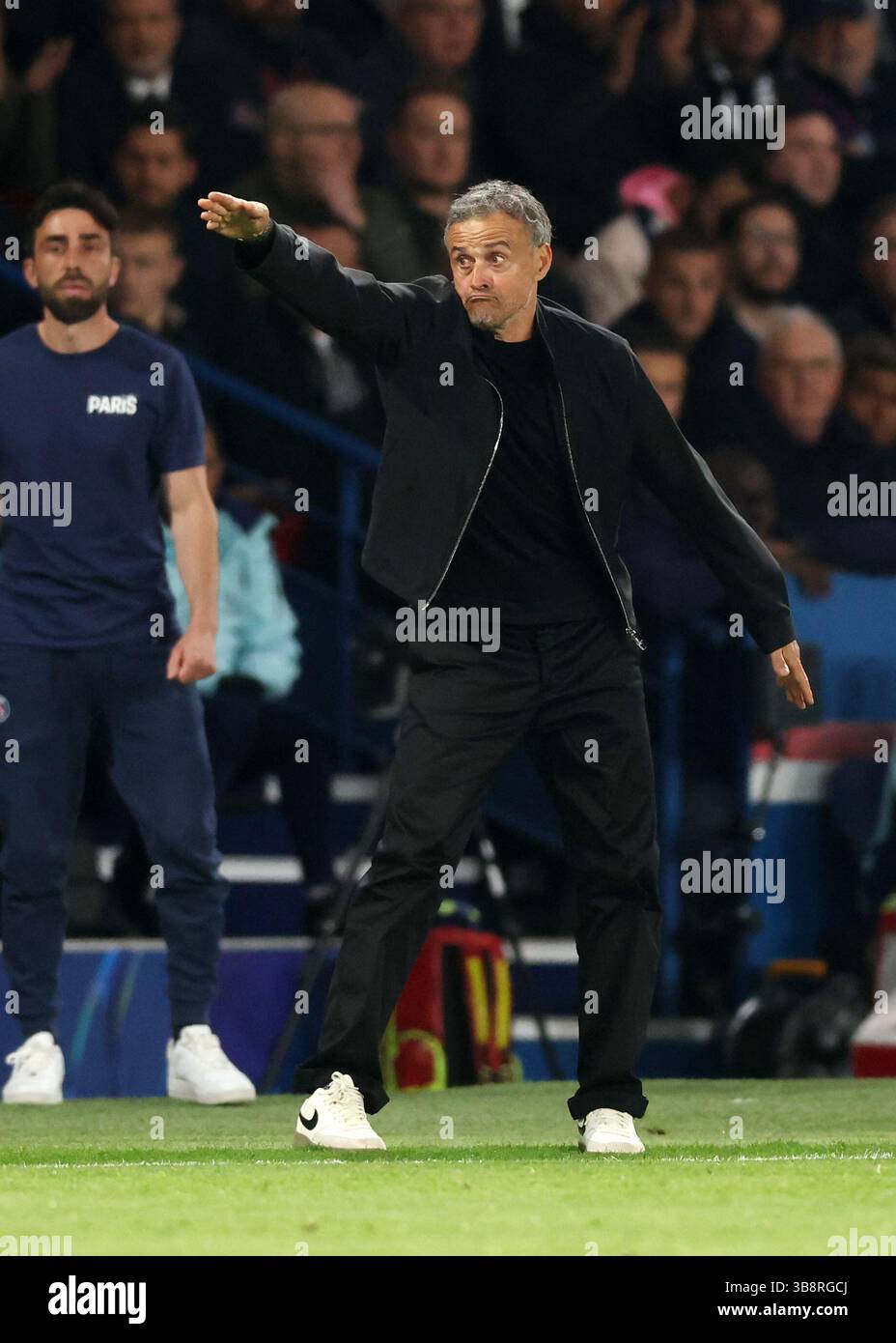 Paris, France. 7th May, 2025. Luis Enrique manager of Paris Saint ...