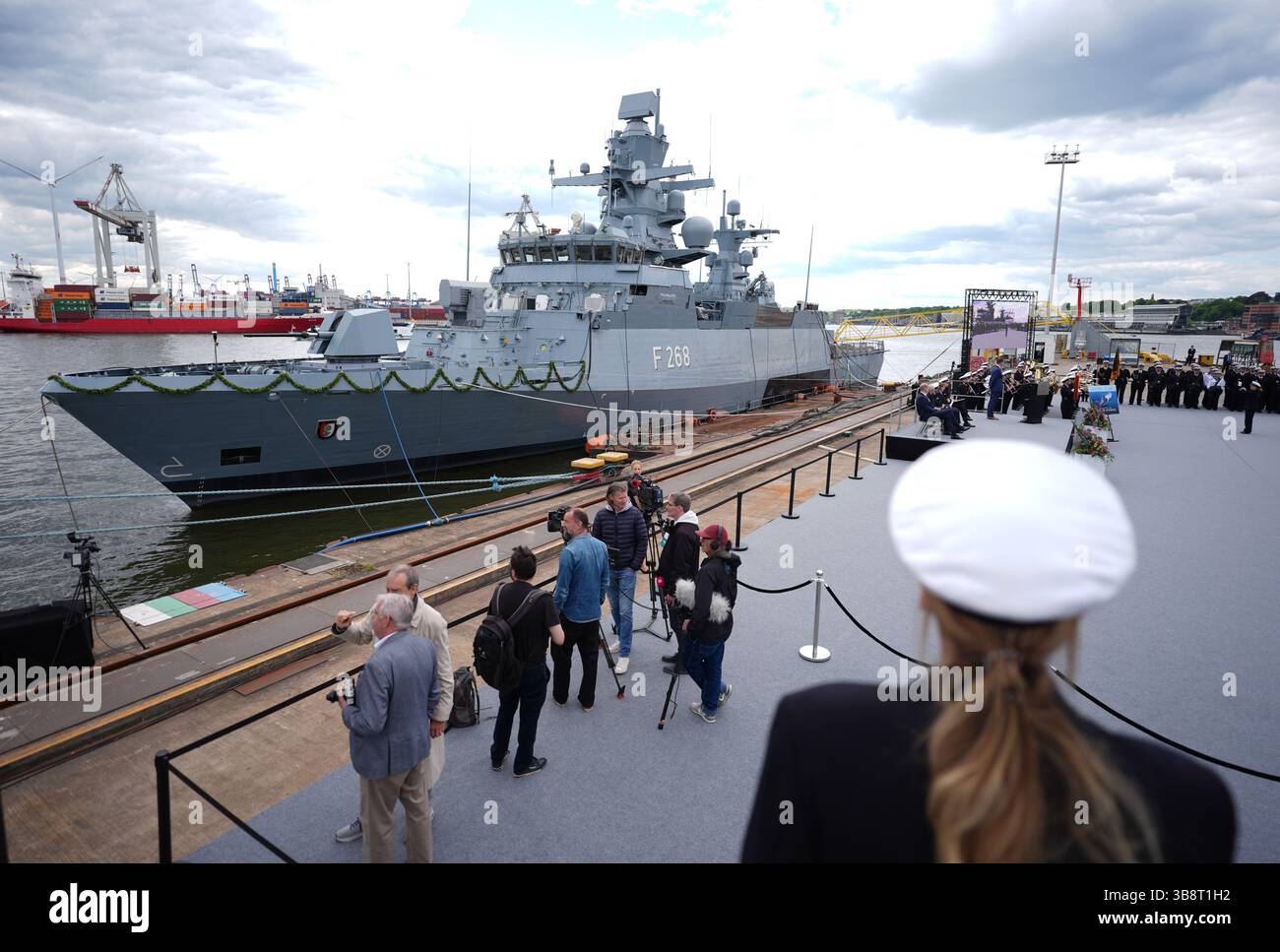 Hamburg, Germany. 08th May, 2025. The corvette "Augsburg" lies on the ...
