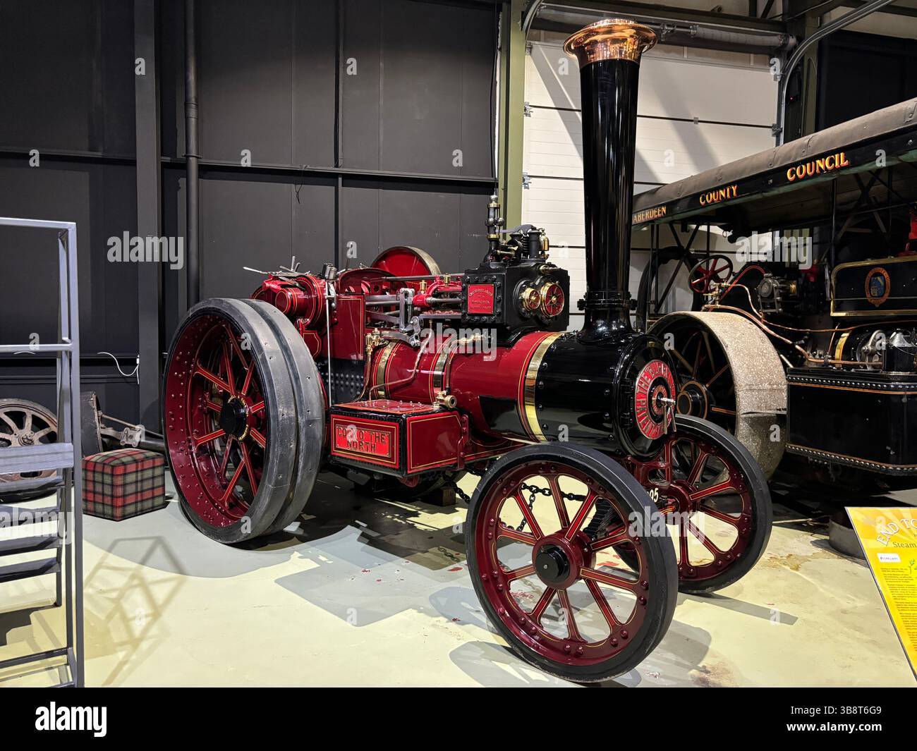 Vintage steam traction engine on display at the The Grampian Transport ...