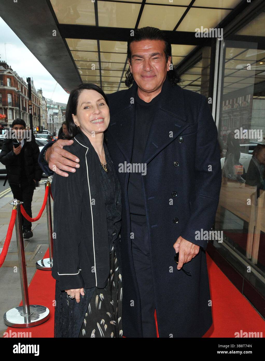 London, UK. 07th May, 2025. Sadie Frost and Tamer Hassan at the "Savage ...