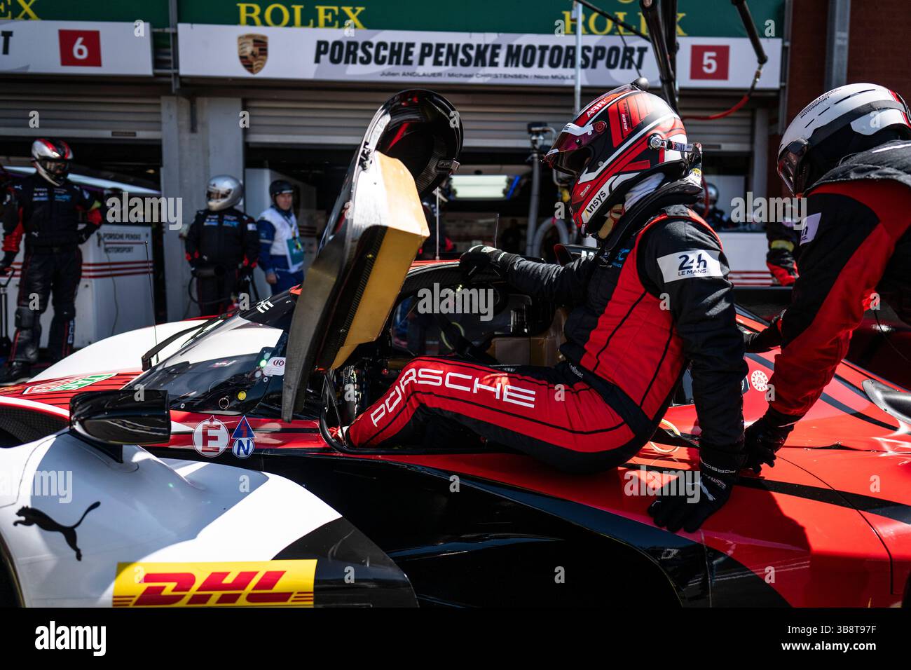 ANDLAUER Julien (fra), Porsche Penske Motorsport, Porsche 963 #05, Hypercar, portrait during the ...