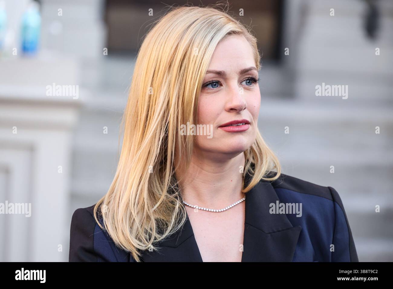 LOS ANGELES, CALIFORNIA, USA - MAY 07: Beth Behrs of The Neighborhood ...