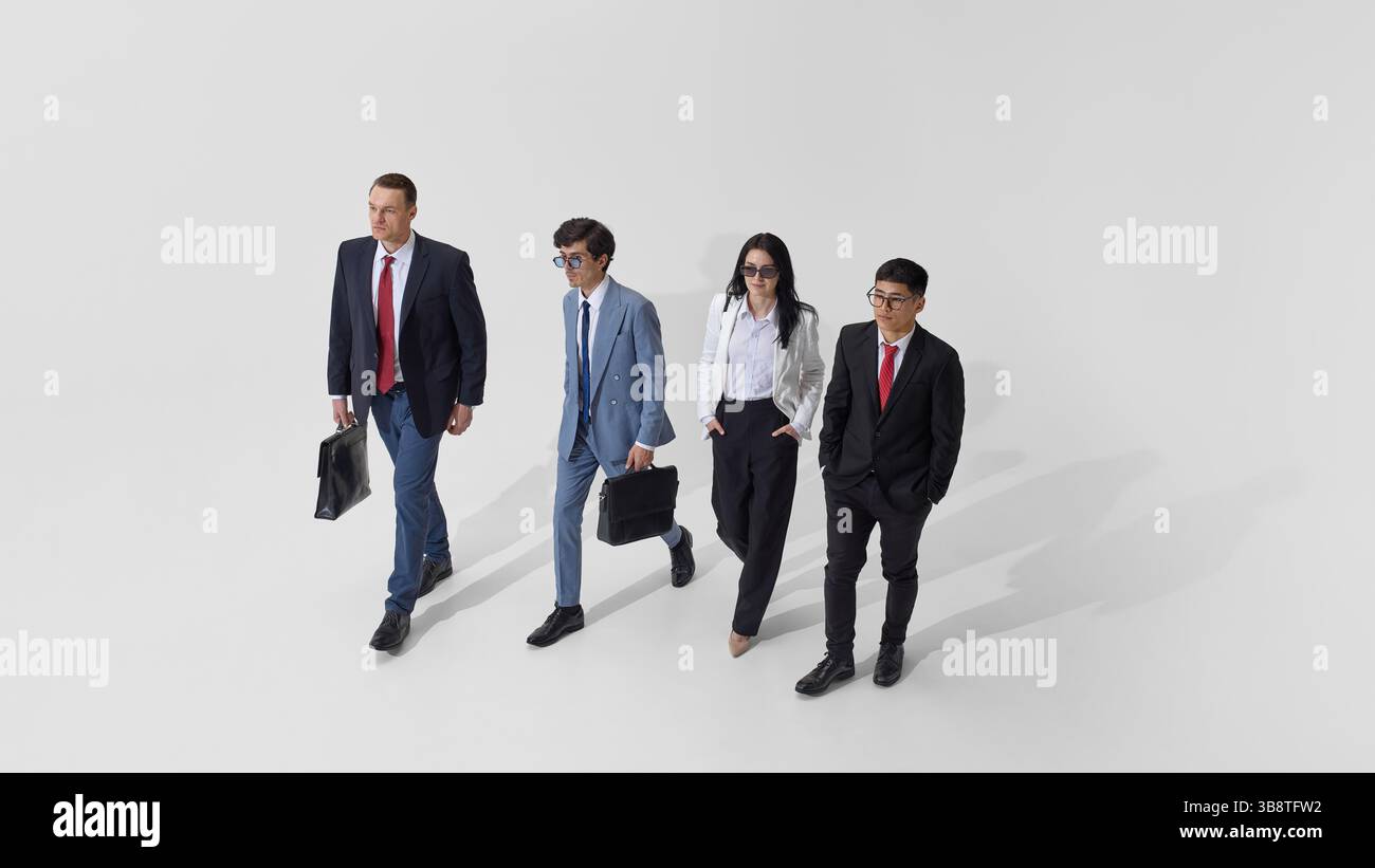 Group of people formal attire hi-res stock photography and images - Alamy