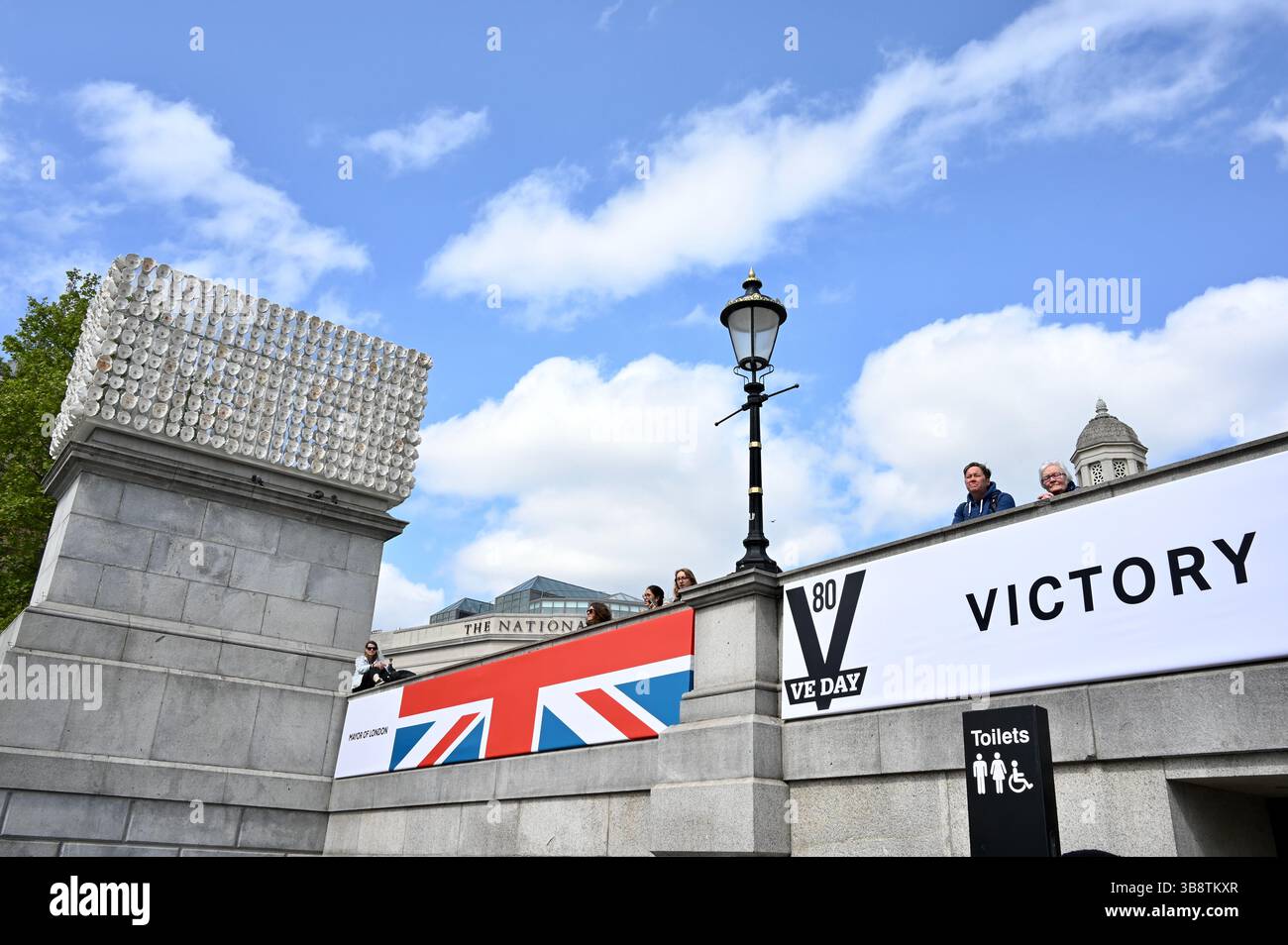 Ve day 80th anniversary hi-res stock photography and images - Alamy