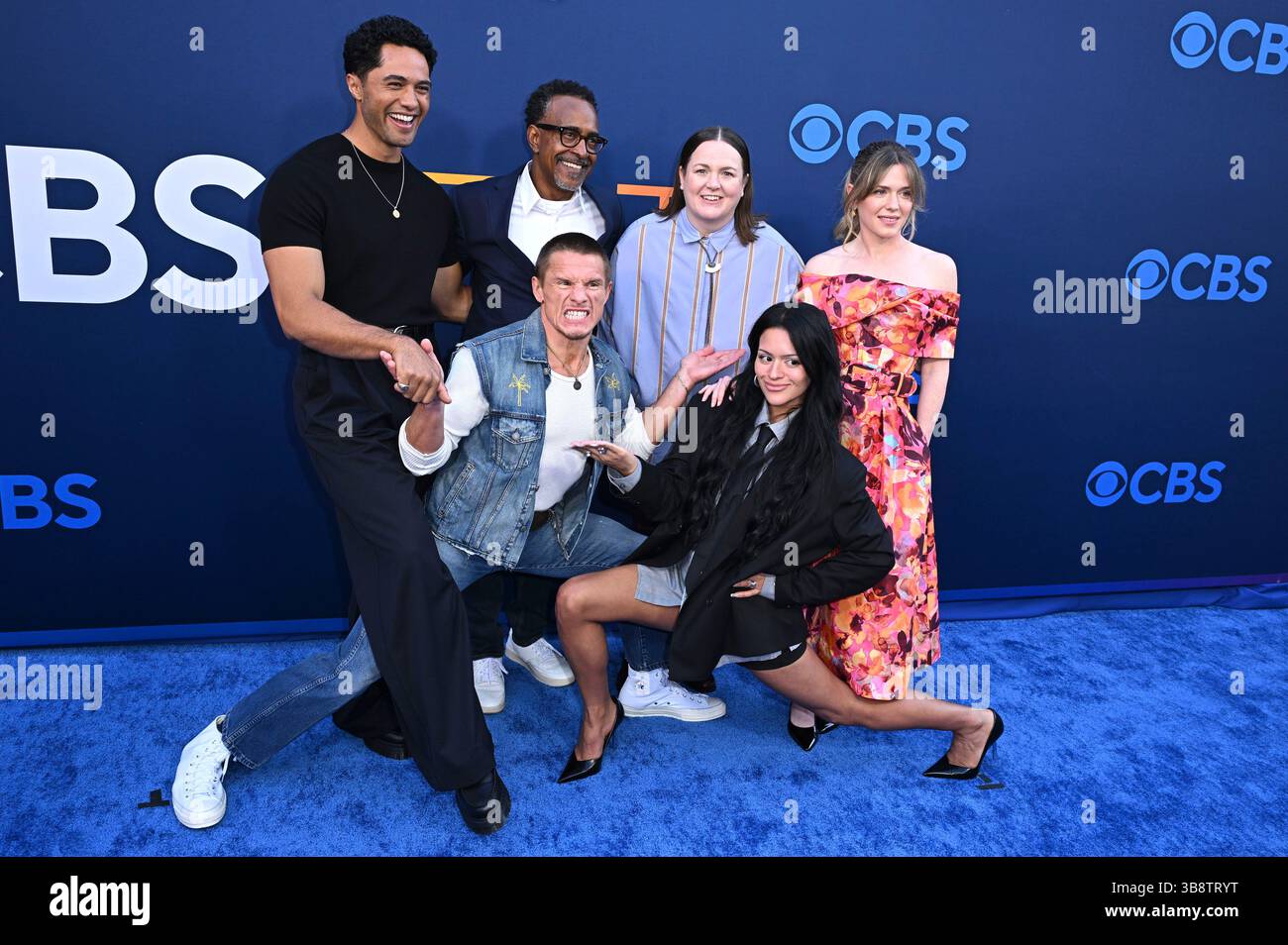 Alex Tarrant, Tim Meadows, Tony Cavalero, Molly Kearney, Gigi Zumbado ...