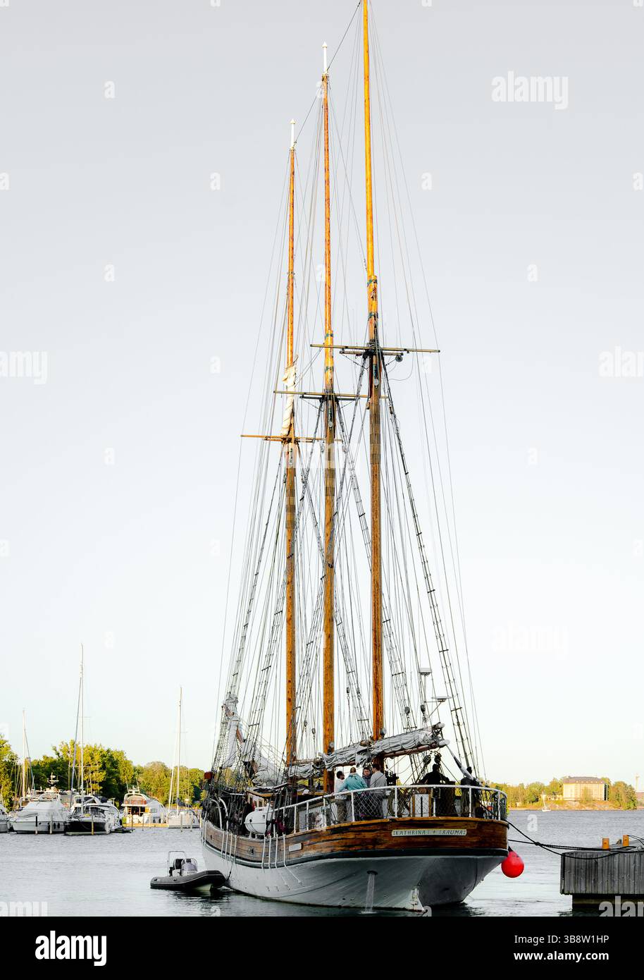 Historical sailing ship Stock Photo - Alamy