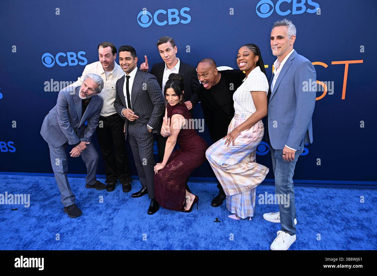 Gary Cole, Sean Murray, Wilmer Valderrama, Brian Dietzen, Katrina Law ...